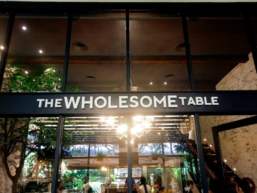 The Wholesome Table: An Organic Restaurant - Hey It's Jacque